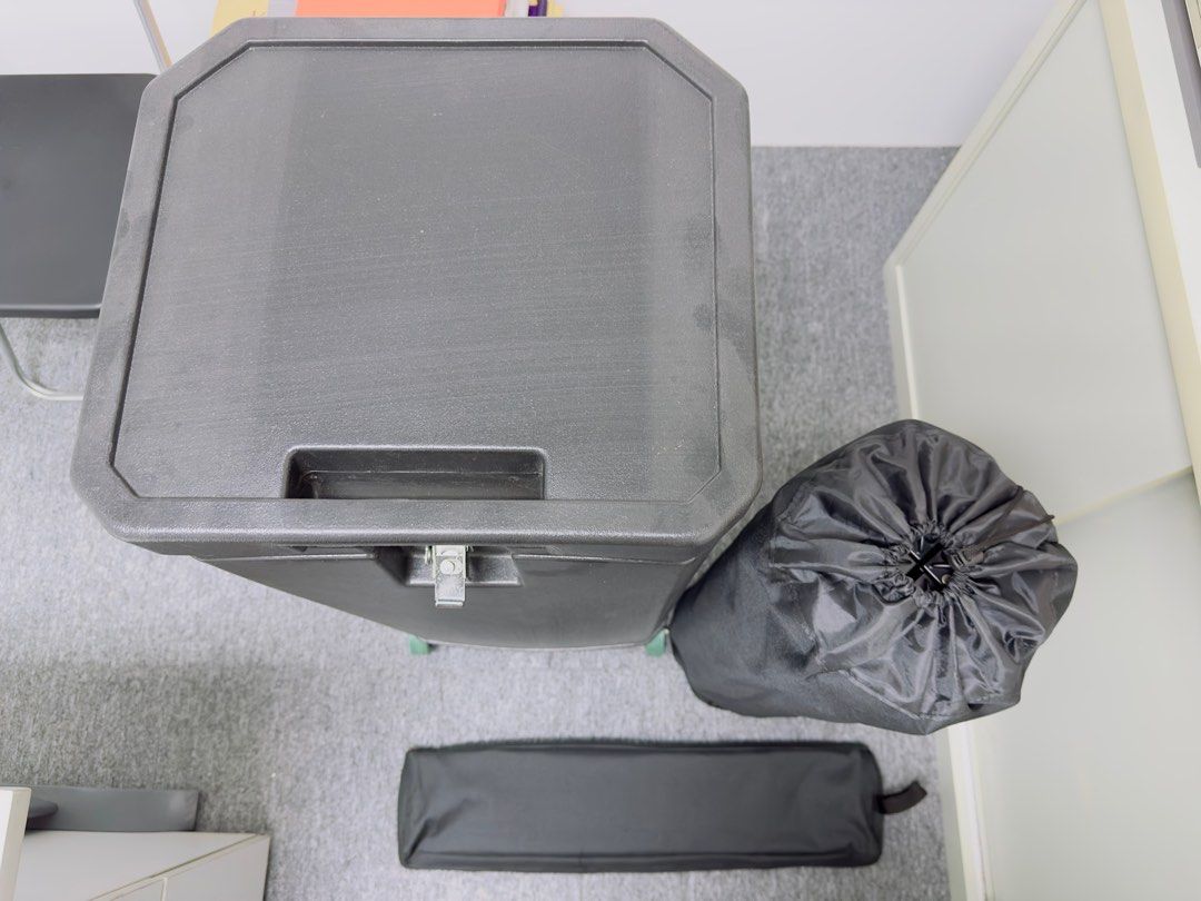 Curve Spider Backdrop System, Furniture & Home Living, Home Improvement ...