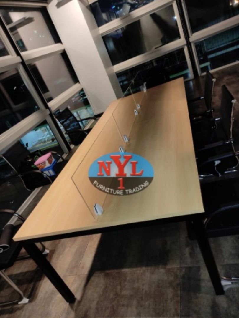 OFFICE PARTITION // Customize Table with screen panel and Metal legs ...