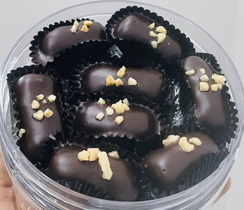 Kuih Raya by Mekya Kitchen, Food & Drinks, Homemade Bakes on Carousell