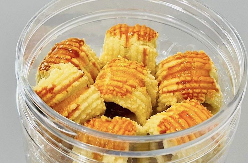 Kuih Raya by Mekya Kitchen, Food & Drinks, Homemade Bakes on Carousell