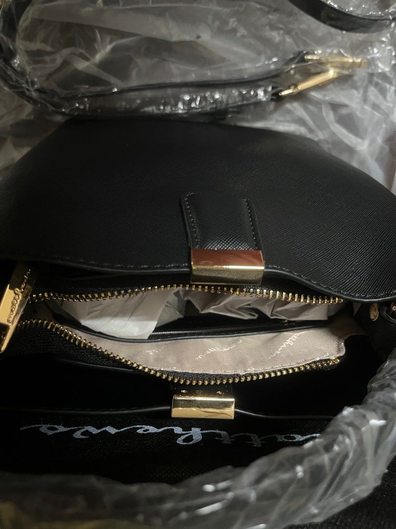 Matthews Tyler Bag, Luxury, Bags & Wallets on Carousell