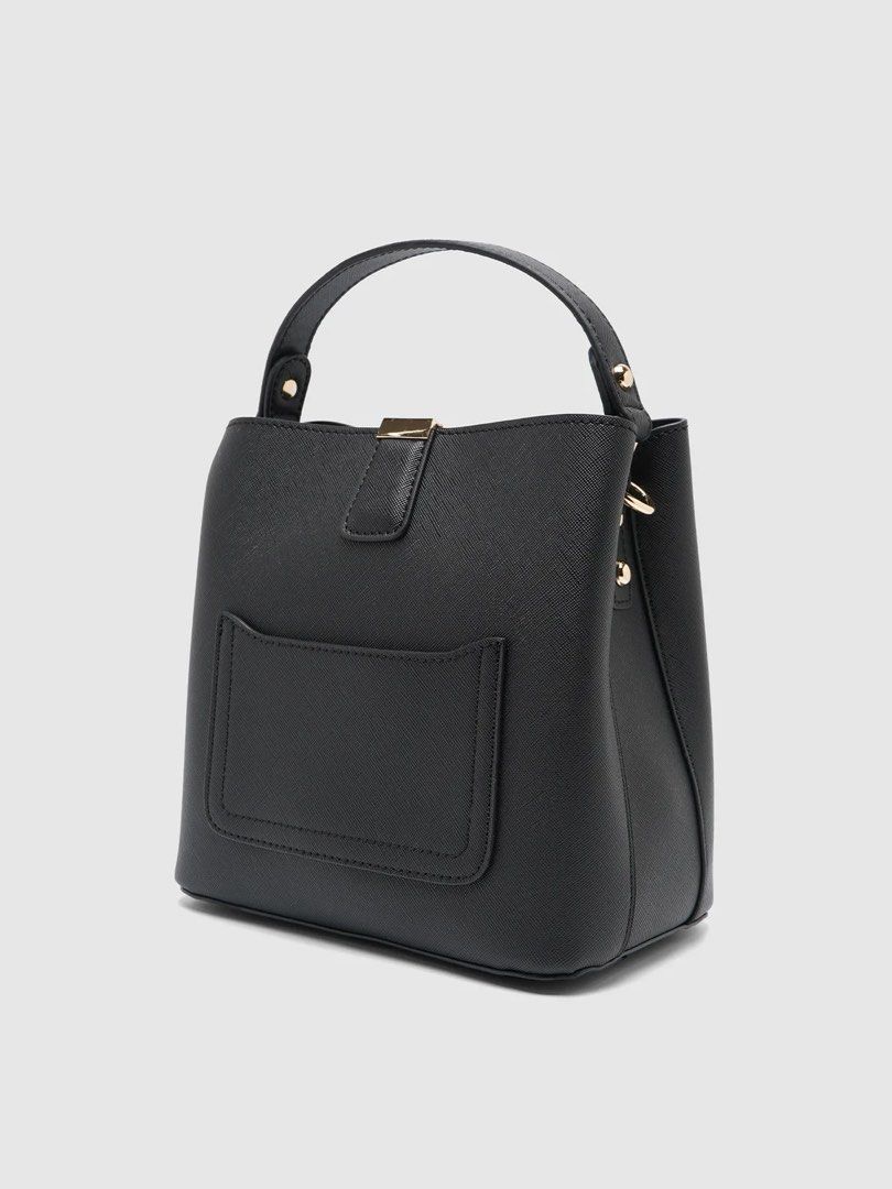 Matthews Tyler Bag, Luxury, Bags & Wallets on Carousell