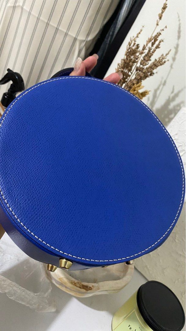 Piumelli Bag, Luxury, Bags & Wallets on Carousell