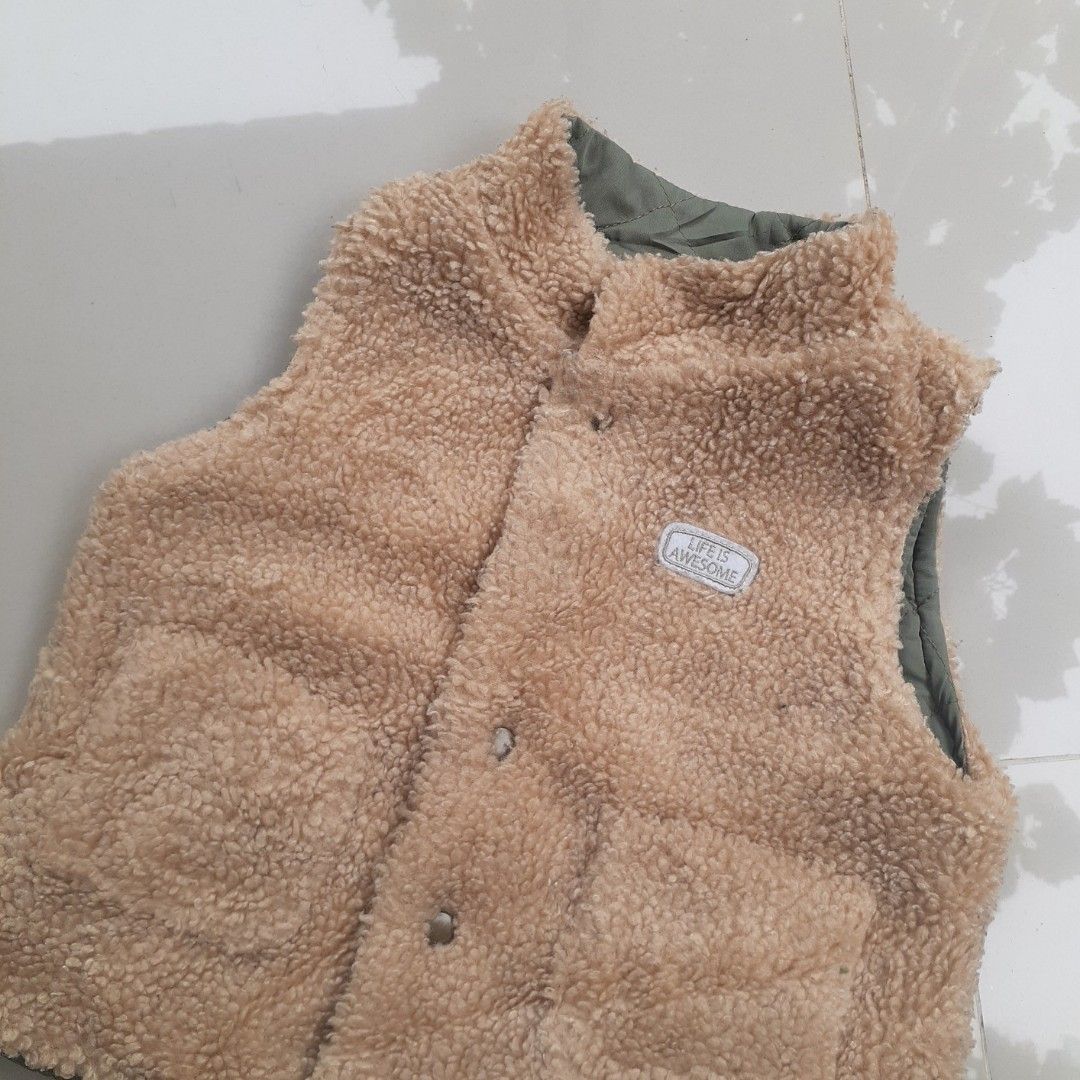 Rompi anak usia 1-2 tahun corn house, Bayi & Anak, Baju Anak Laki-laki ...