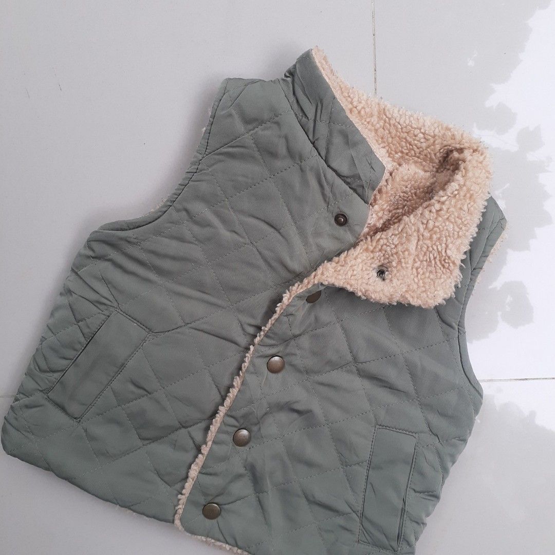 Rompi anak usia 1-2 tahun corn house, Bayi & Anak, Baju Anak Laki-laki ...