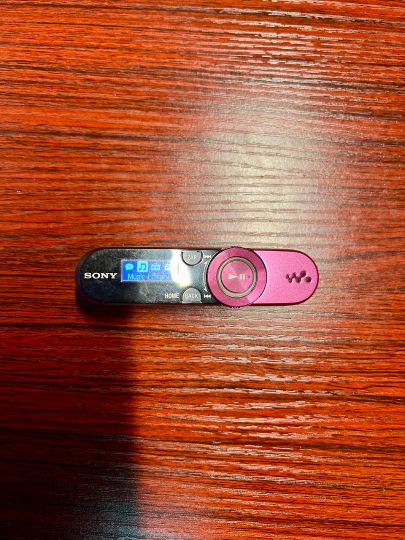 Sony Walkman nwz b163f Music player 4GB, Audio, Portable Music Players ...
