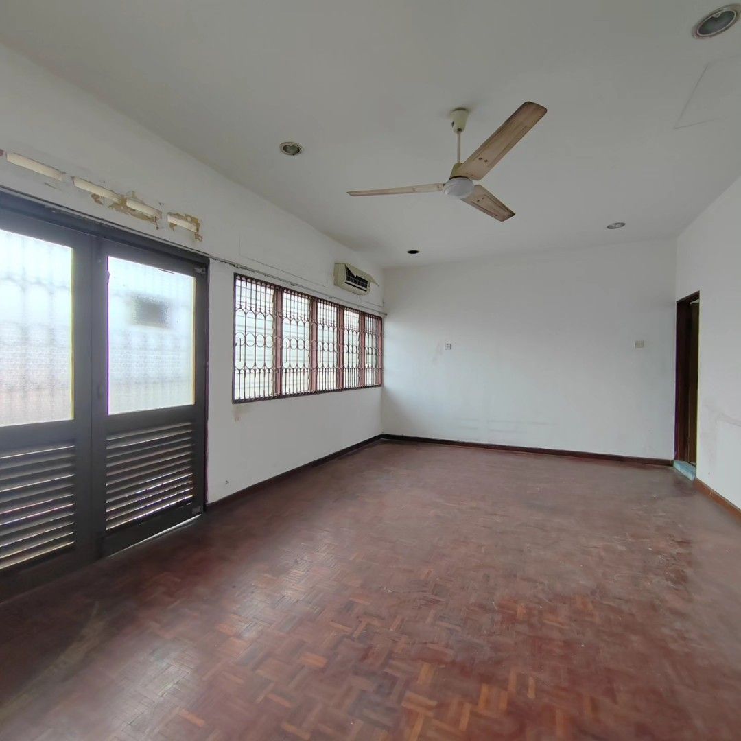 Southern Park klang 24 x 70 house for sale, Looking For on Carousell