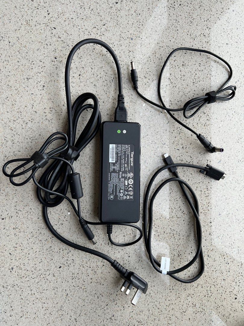 Targus USC-C Universal DV4K Docking Station with 100W Power, Computers ...