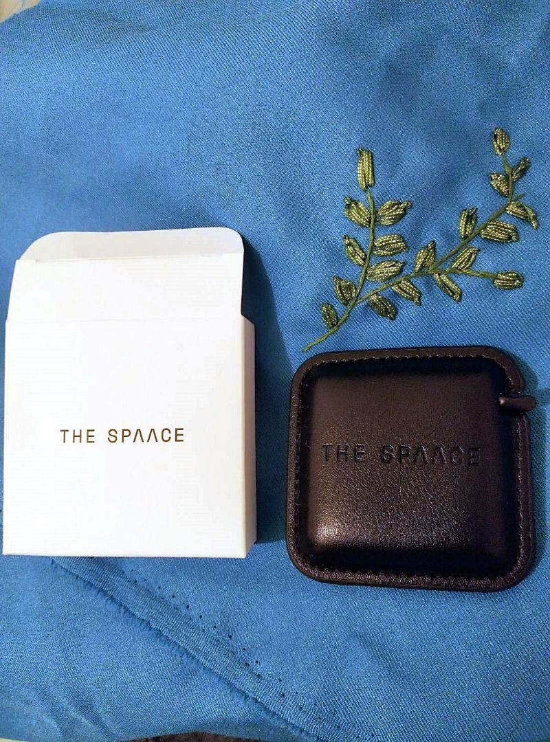 THE SPAACE 紀念禮｜方形人造皮革150cm伸縮捲尺 布尺|#5月5日前滿額499免運, 名牌精品, 精品配件在旋轉拍賣
