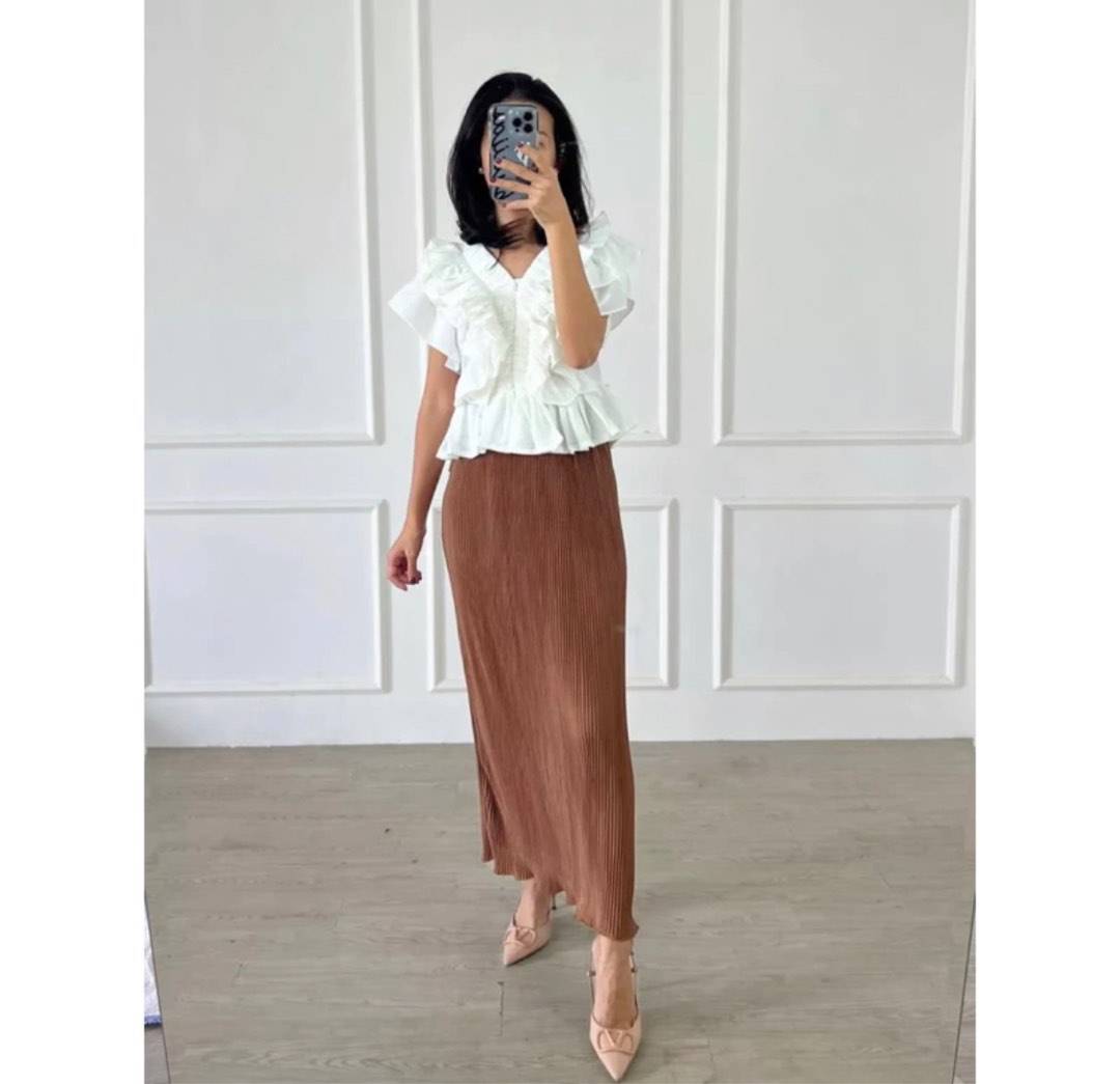 Wavy Pleats Skirt / Rok Plisket wavy / Rok Plisket Lidi / Rok Wavy ...