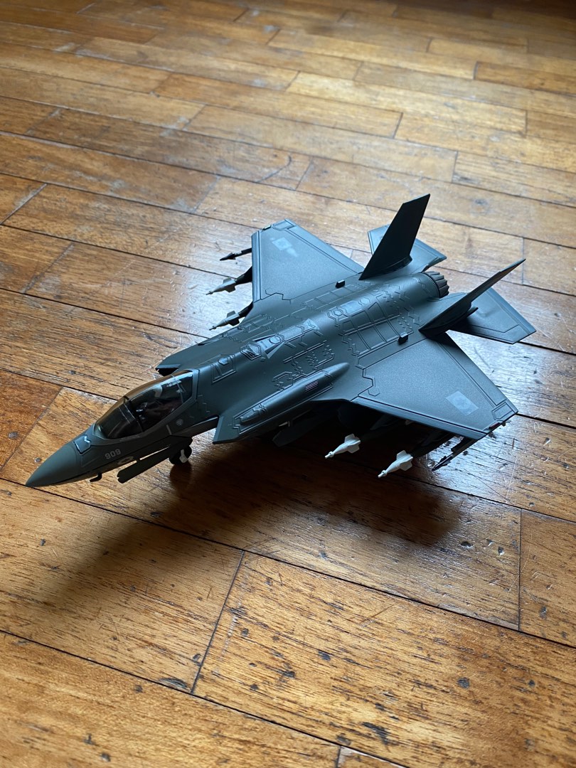 1:72 F-35 Die Cast Model, Hobbies & Toys, Toys & Games on Carousell