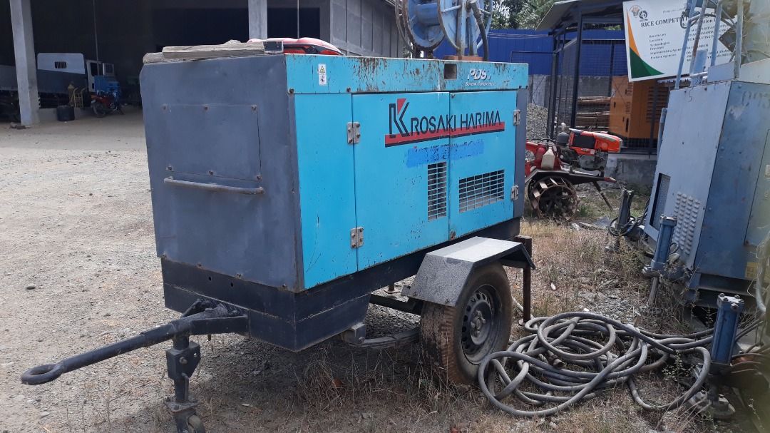 Airman Air compressor Ingersoll Rand, Commercial & Industrial ...
