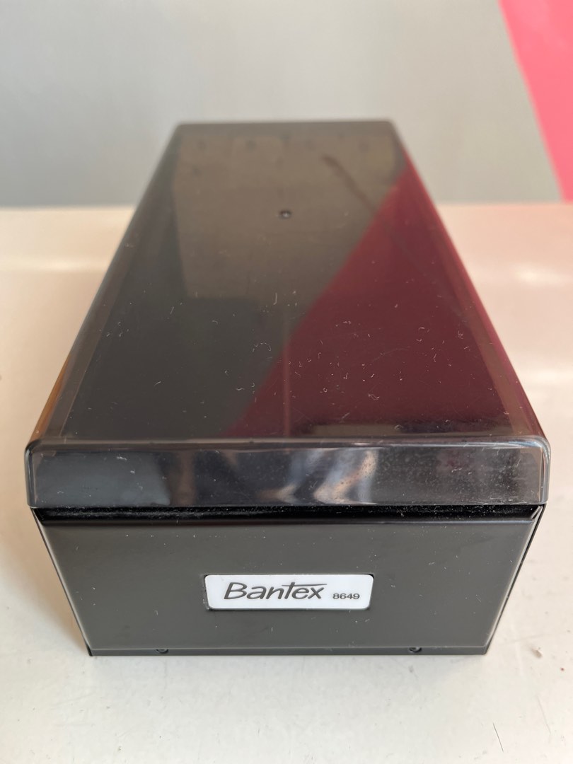 Box Kartu Nama Bantex, Buku & Alat Tulis, Alat Tulis di Carousell