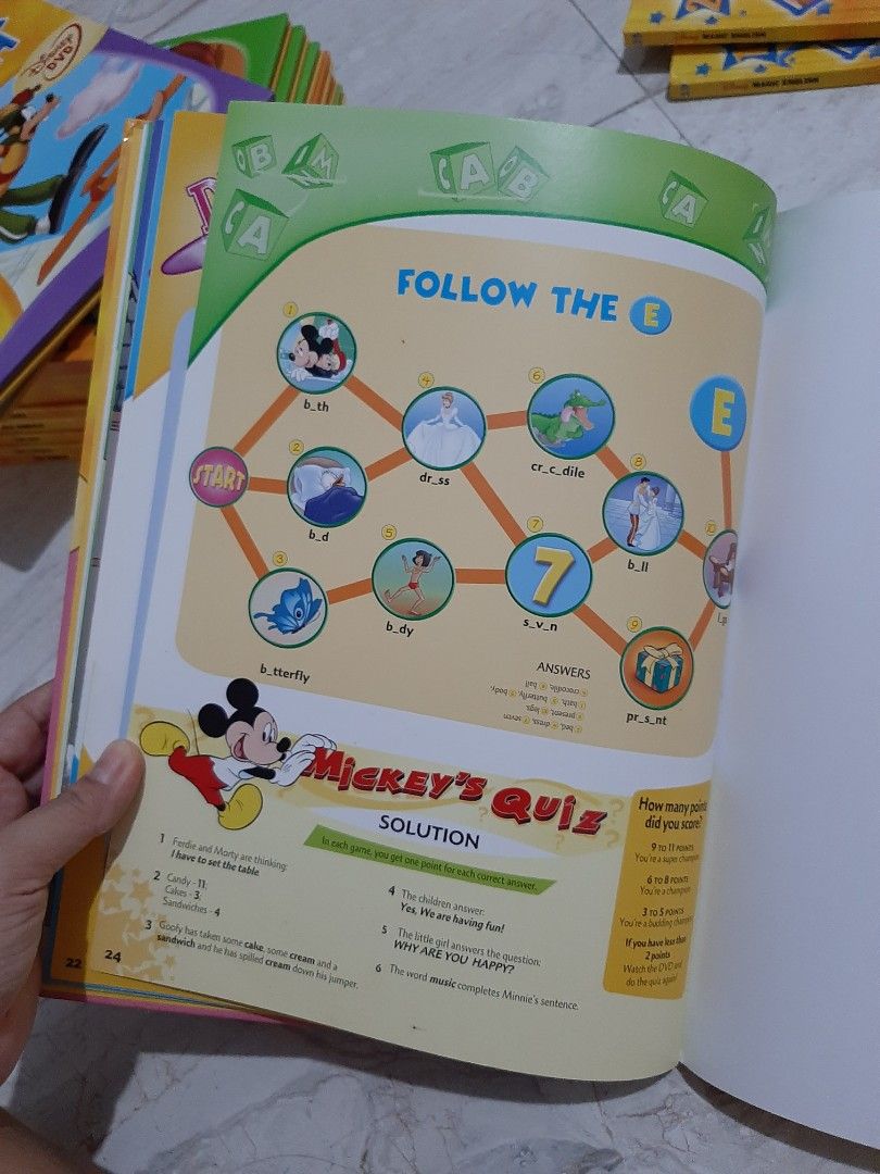 Buku disney magic english party time, Buku & Alat Tulis, Buku Anak-Anak ...