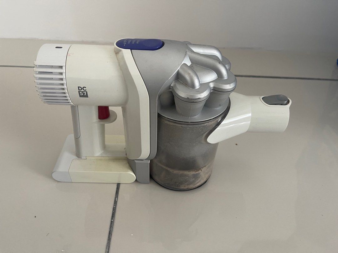 Dyson DC57, TV & Home Appliances, Vacuum Cleaner & Housekeeping on ...