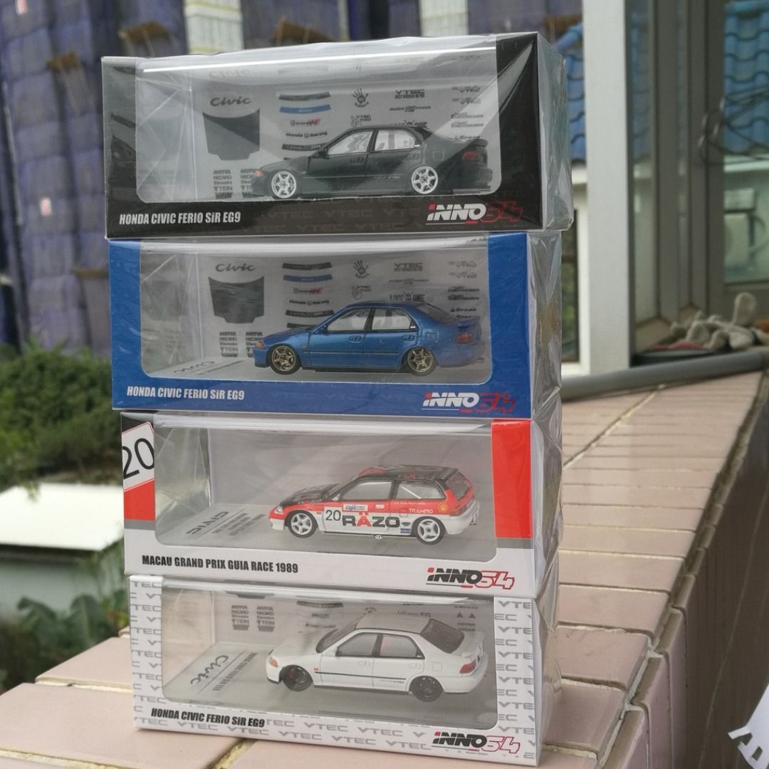 INNO64 DIE-CAST MODEL 1:64 HONDA CIVIC EG9 EF3 with acrylic display ...