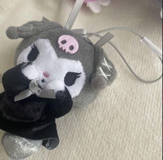 Sanrio Kuromi x The Evil Queen from Snow White 40th Anniversary Vinyl ...