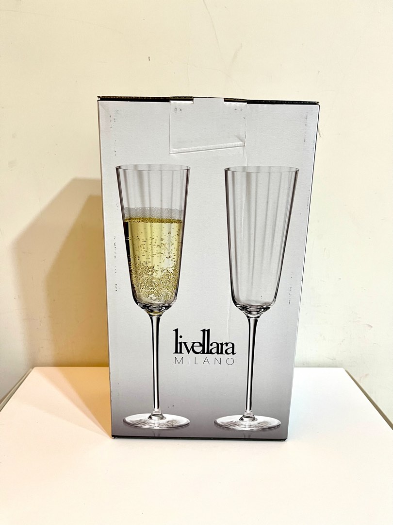 ＜全新＞Livellara 香檳杯2入組#24畢業季, 家具及居家用品, 廚具和餐具, 水杯、水壺在旋轉拍賣