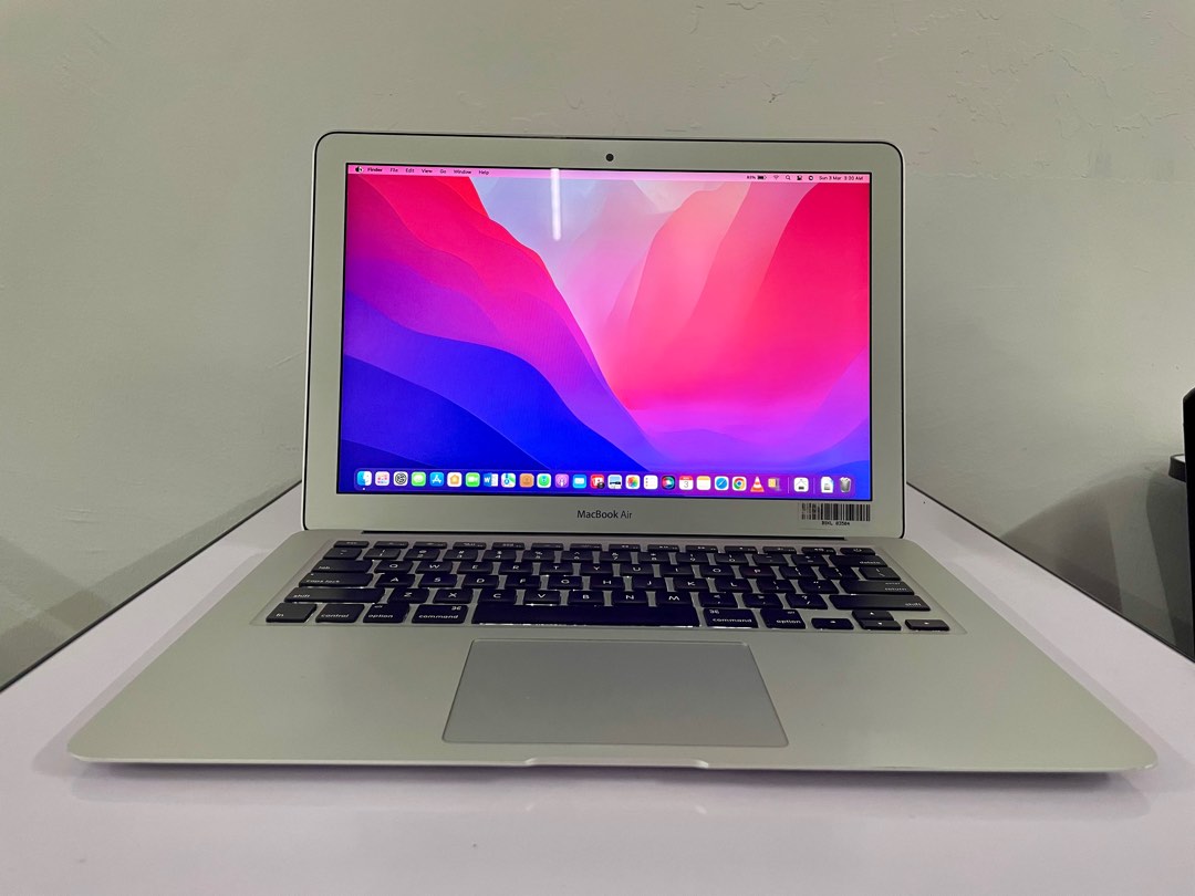 MacBook Air 13 8gb ram 128gb storage, Computers & Tech, Laptops ...