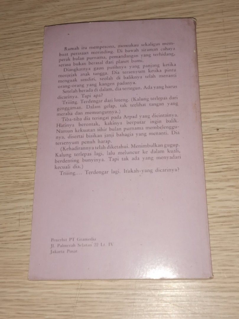 Novel Jadul Marga T Bukit Gundaling, Buku & Alat Tulis, Buku di Carousell