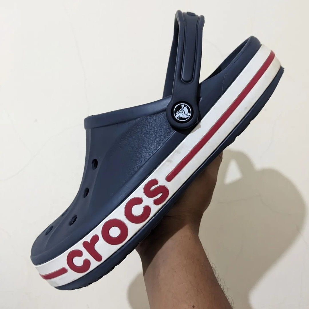 SIZE 11,,,44/45 SANDALS SECOND CROCS MADE IN CHINA, Fesyen Pria, Sepatu ...