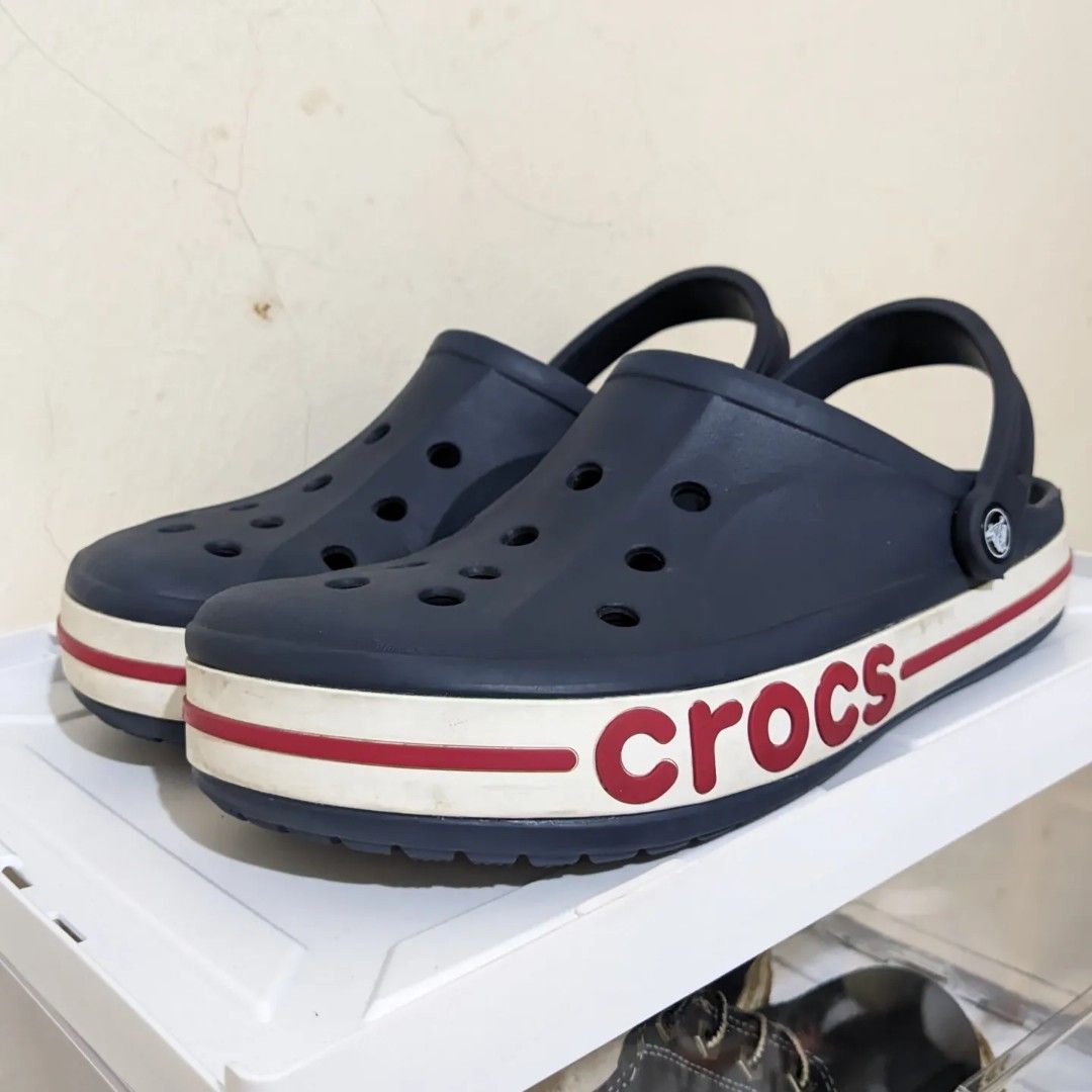SIZE 11,,,44/45 SANDALS SECOND CROCS MADE IN CHINA, Fesyen Pria, Sepatu ...