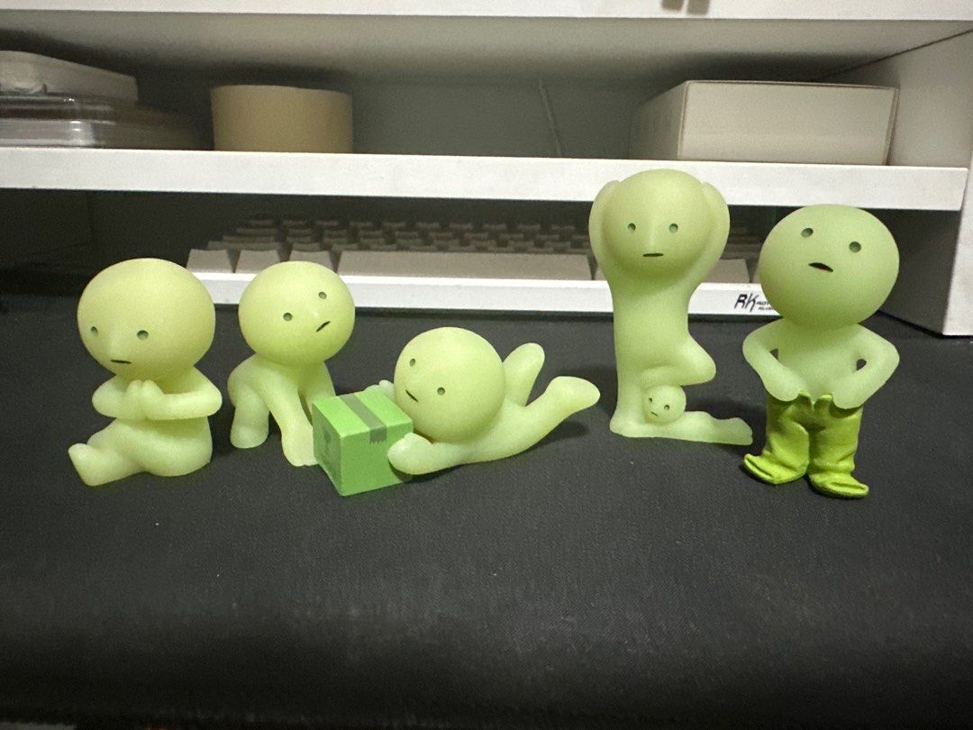 Smiski Set, Hobbies & Toys, Toys & Games on Carousell