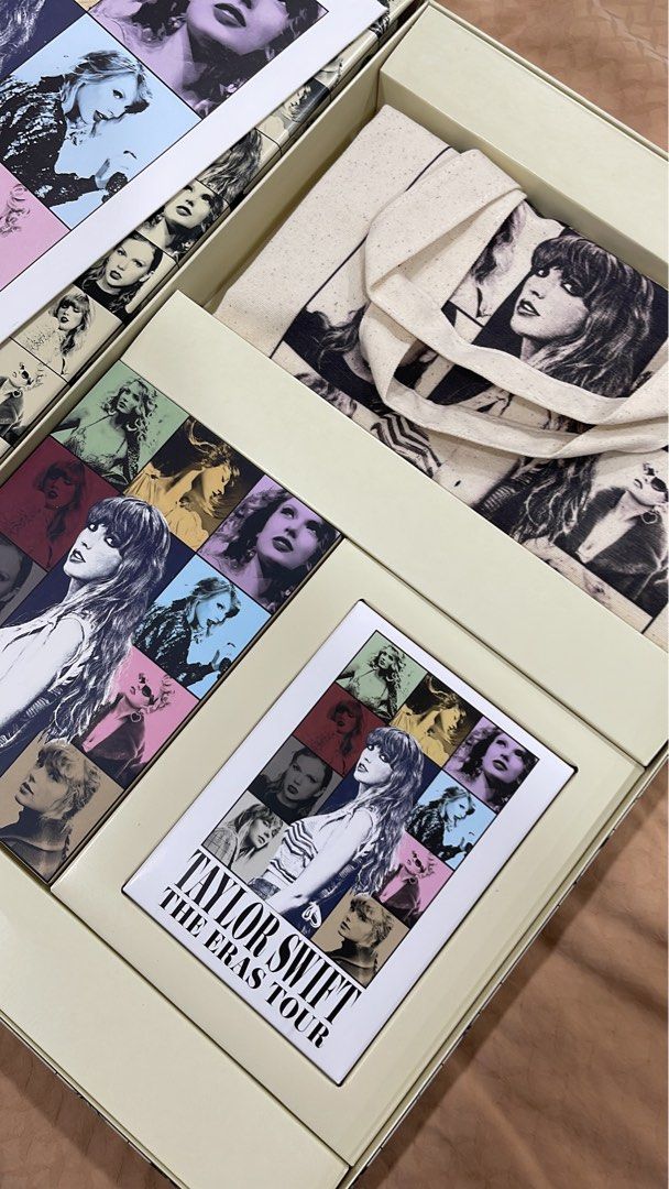 Taylor Swift VIP Kit, Hobbies & Toys, Memorabilia & Collectibles, Fan ...
