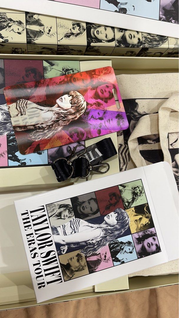 Taylor Swift VIP Kit, Hobbies & Toys, Memorabilia & Collectibles, Fan ...