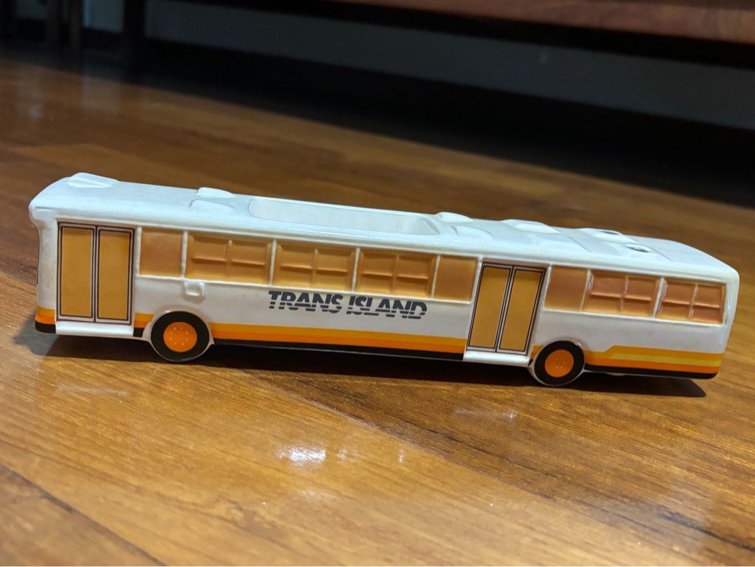 Trans Island Bus Model, Hobbies & Toys, Memorabilia & Collectibles ...