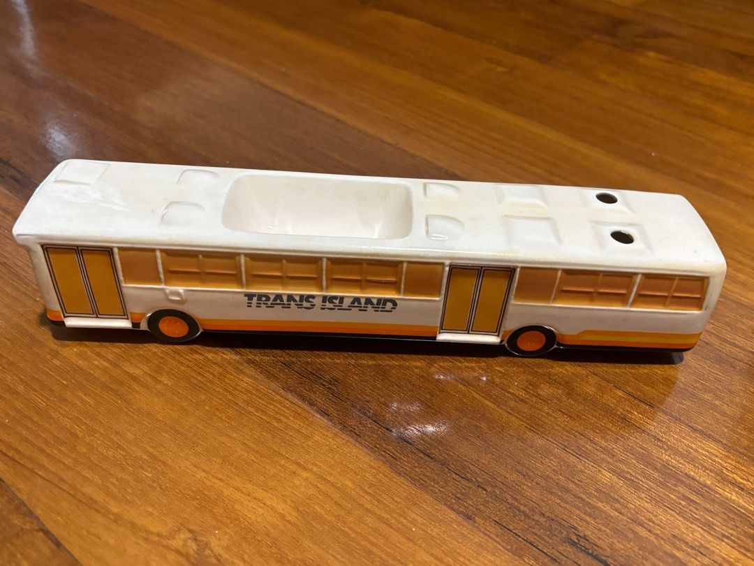 Trans Island Bus Model, Hobbies & Toys, Memorabilia & Collectibles ...