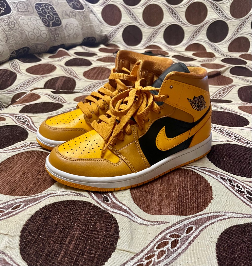 NIKE (AIR JORDAN), Women's Fashion, Footwear, Sneakers on Carousell