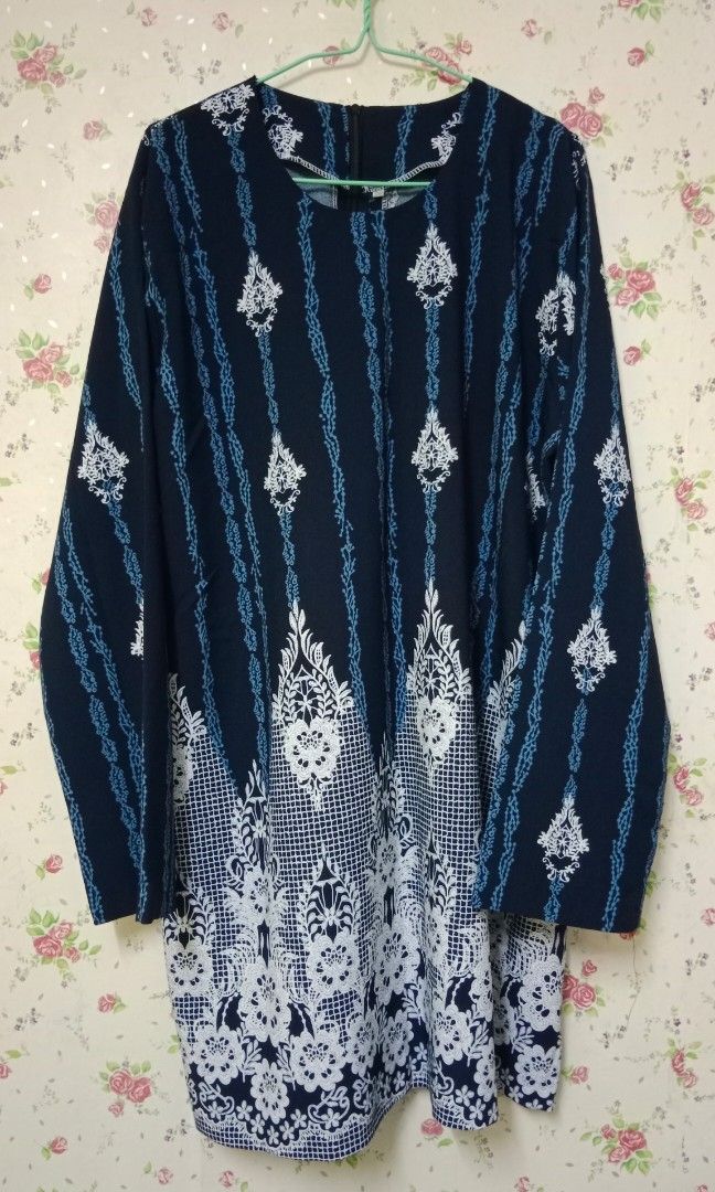 Baju Kurung Bercorak, Women's Fashion, Muslimah Fashion, Baju Kurung ...