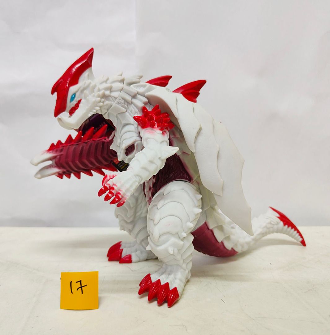 BANDAI Ultraman Kaiju Monster DX - Snake Darkness, Hobbies & Toys, Toys ...