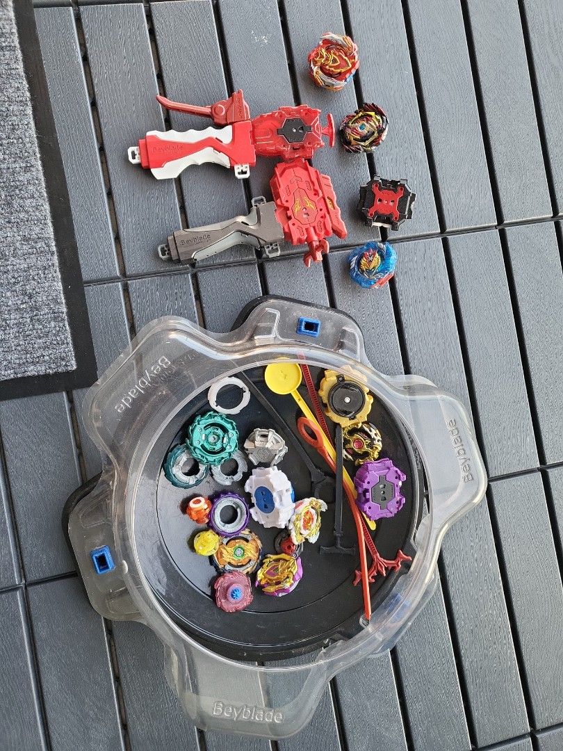 Bey blade beyblade set, Hobbies & Toys, Toys & Games on Carousell