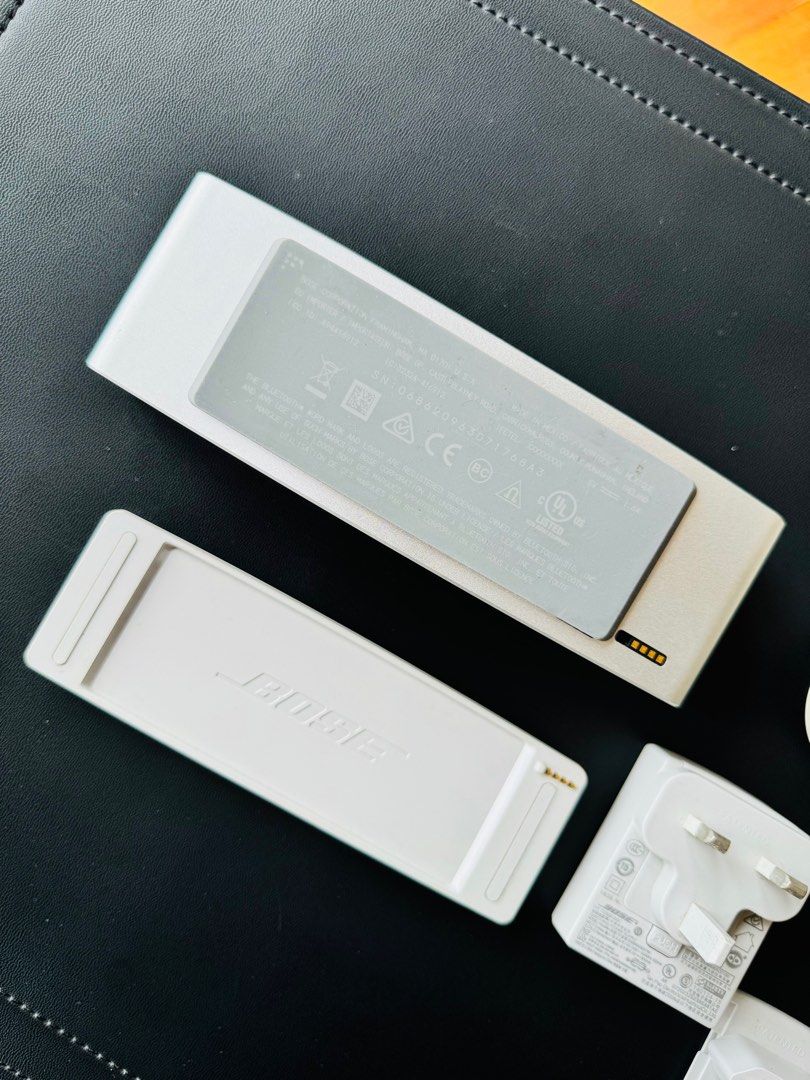 Bose SoundLink Mini First Generation portable Speaker , Audio ...