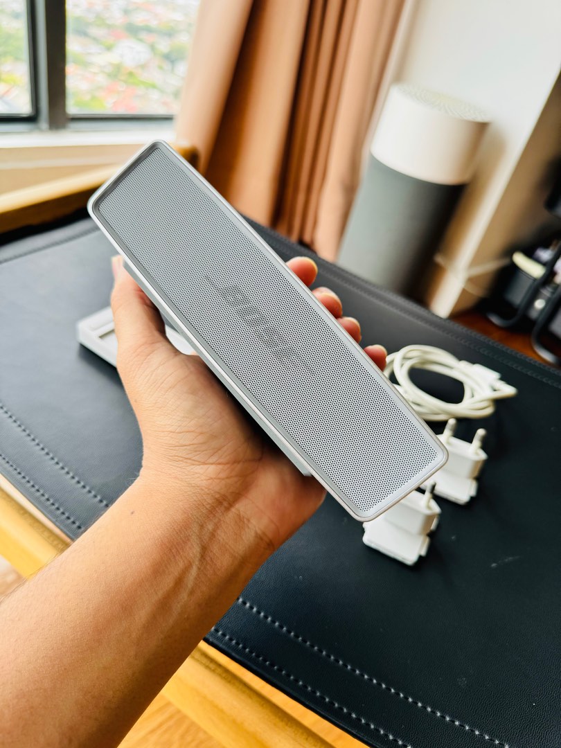 Bose SoundLink Mini First Generation portable Speaker , Audio ...