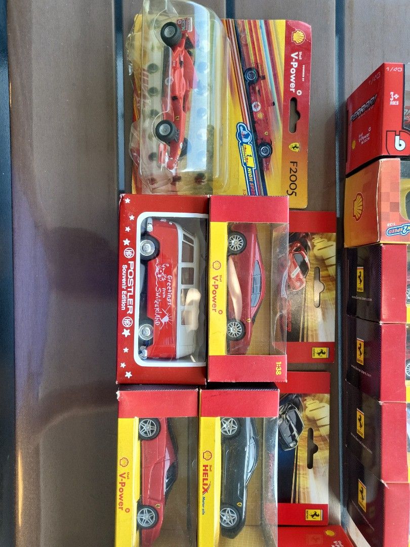 Car model ferrari shell bane bobblehead, Hobbies & Toys, Toys & Games ...