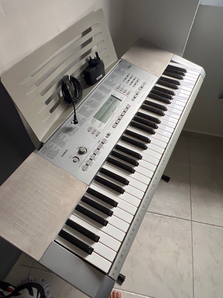 Casio LK-280, Hobbies & Toys, Music & Media, Musical Instruments on ...