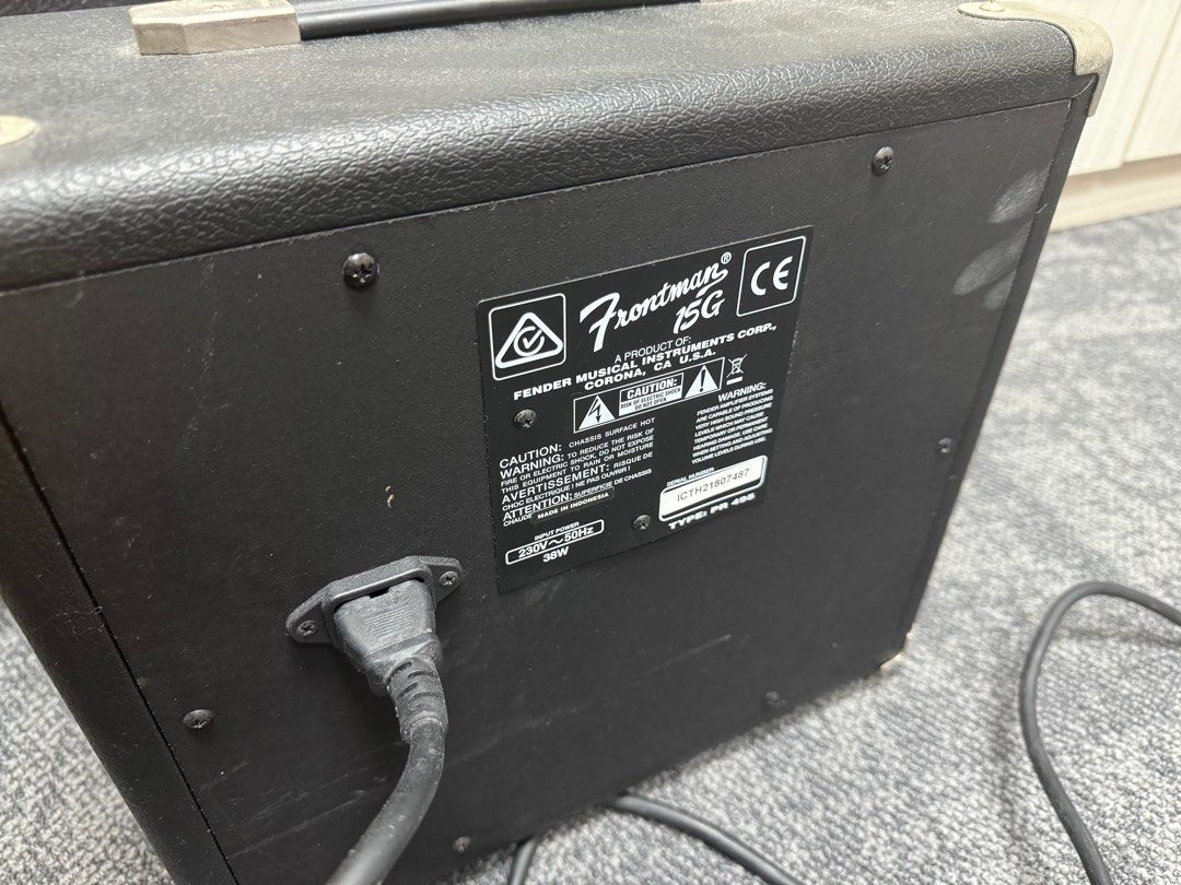 Fender Frontman 15g, Hobbies & Toys, Music & Media, Musical Instruments ...