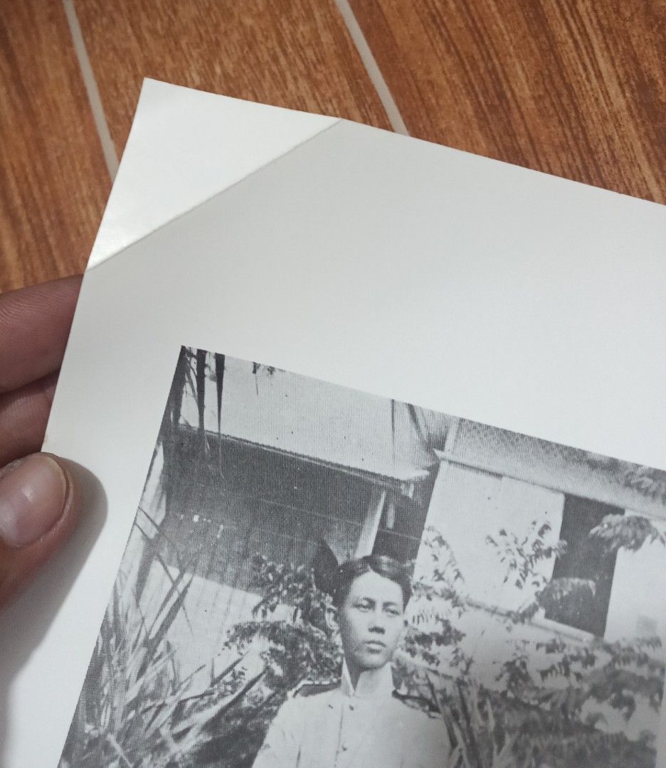 FILIPINOS AT WAR, Hobbies & Toys, Memorabilia & Collectibles, Vintage ...