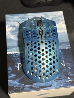 Finalmouse Starlight-12 (Poseidon), Computers & Tech, Parts ...