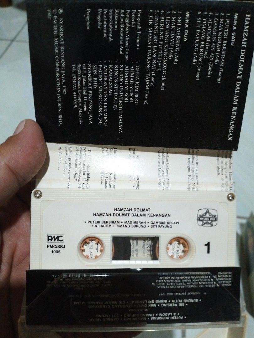 Kaset lama - hamzah dolmat dalam kenangan 1987, Hobbies & Toys, Music ...