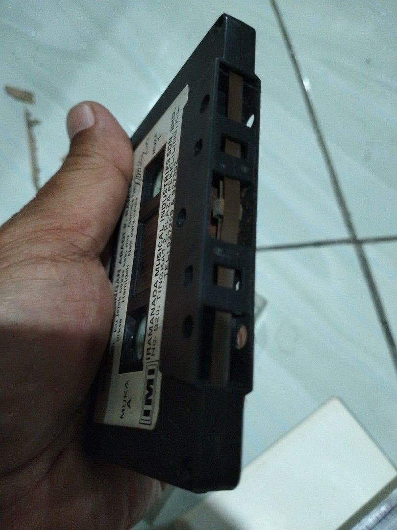 Kaset lama combo p.ramlee imi, Hobbies & Toys, Music & Media, CDs ...