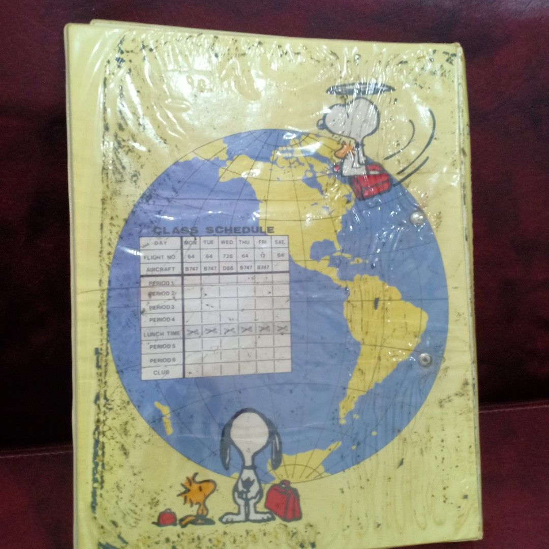 Koleksi map snoopy jadul, Antik, Pajangan di Carousell