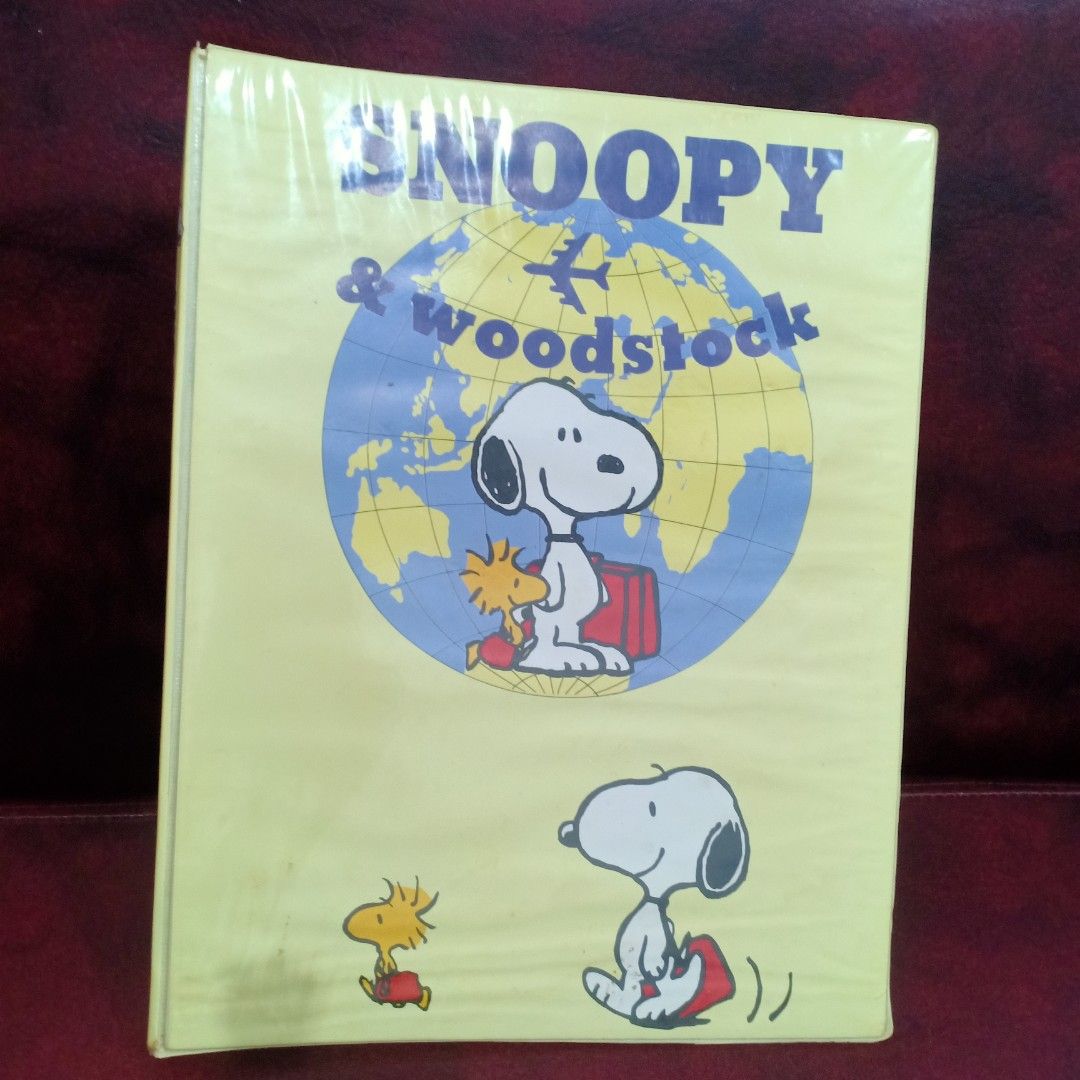 Koleksi map snoopy jadul, Antik, Pajangan di Carousell