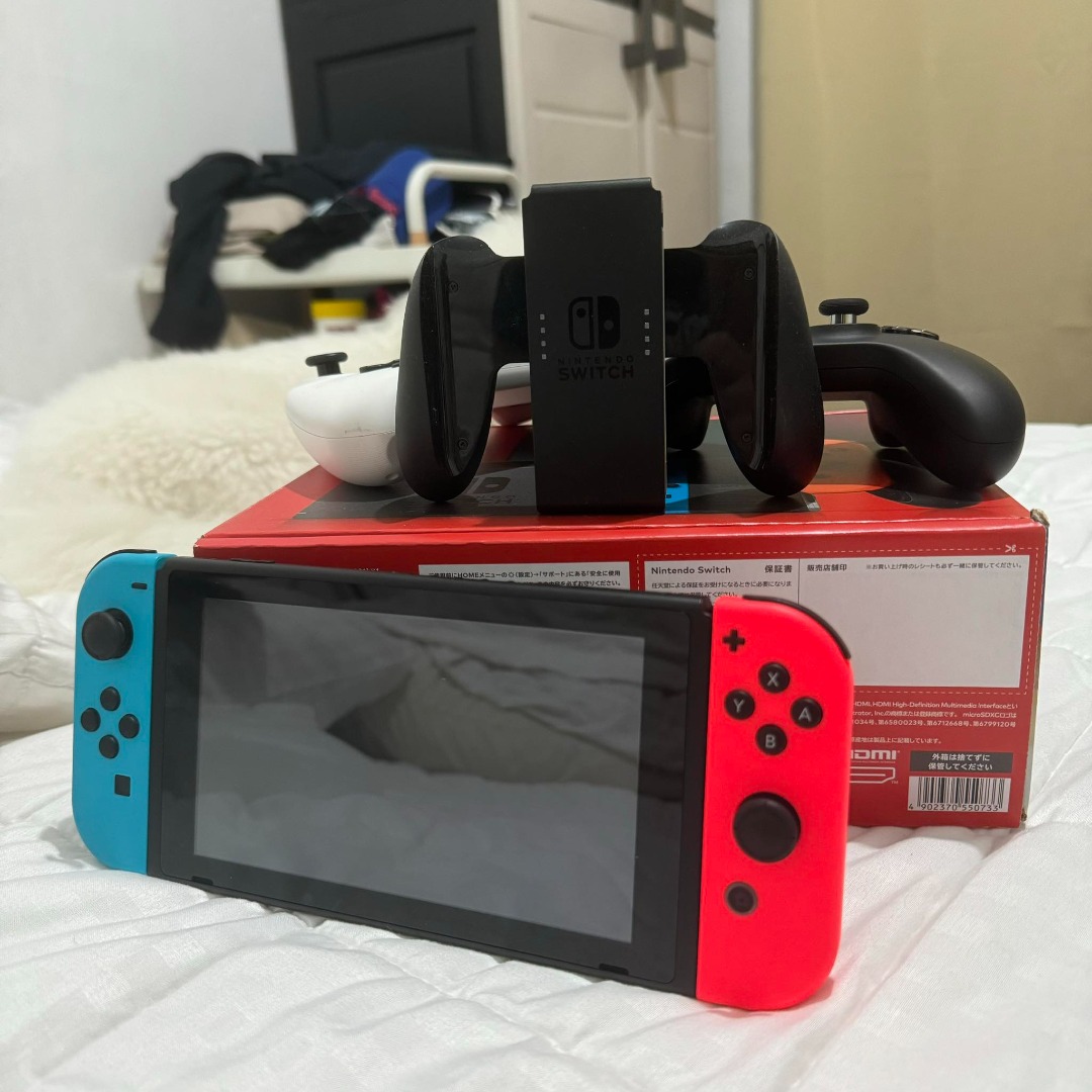 Nintendo Switch V2 Red and Blue Console Complete w/ Box and Accessories ...