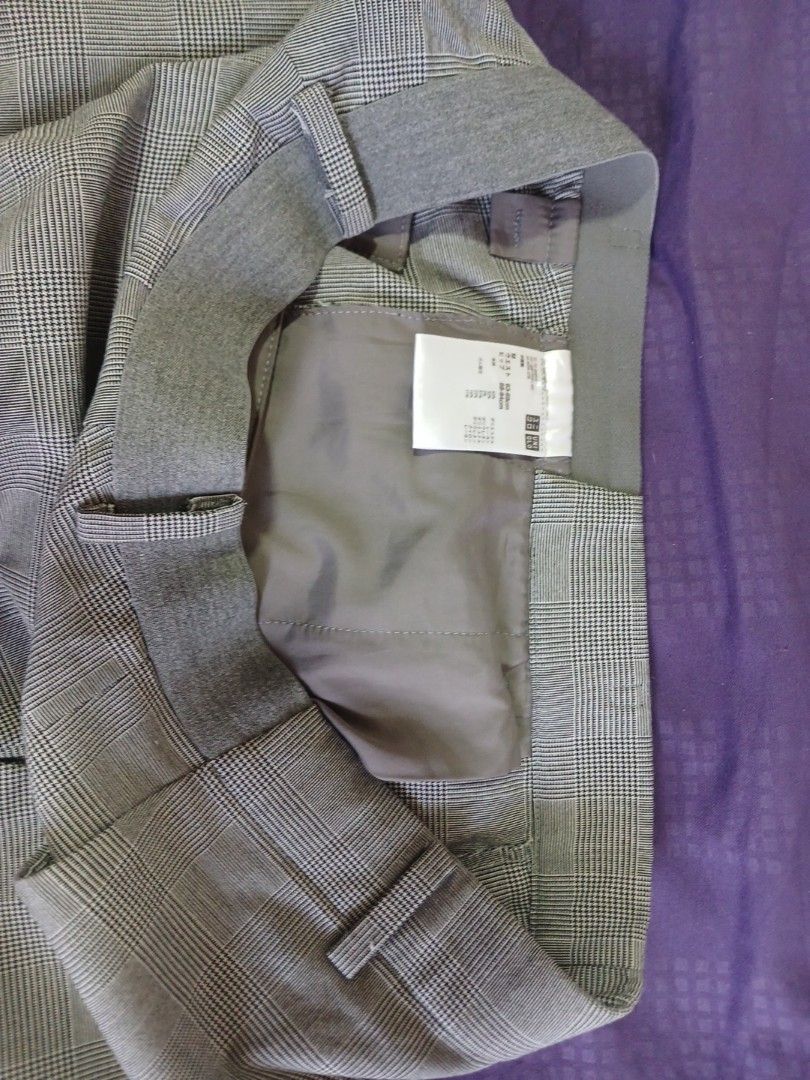 Normal pants, Women's Fashion, Bottoms, Jeans & Leggings on Carousell