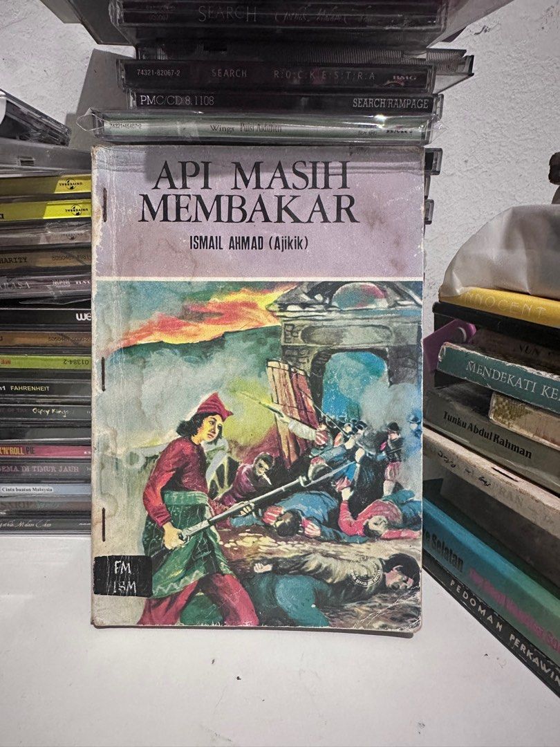NOVEL API MASIH MEMBAKAR - ISMAIL AHMAD (AJIKIK), Hobbies & Toys, Books ...