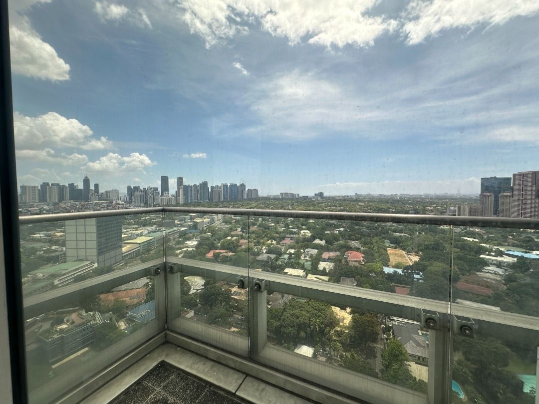 One Roxas Triangle 3BR For Sale Makati Condo For Sale near Two Roxas ...